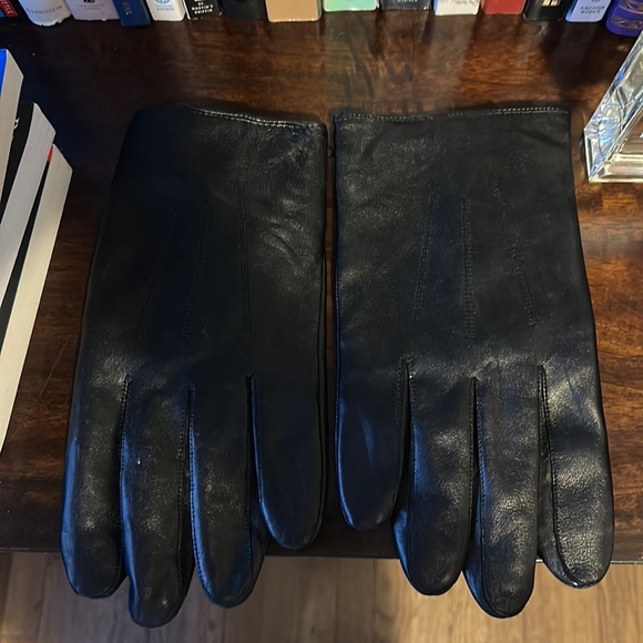 Hugo Boss | Accessories | Hugo Boss Leather Gloves | Poshmark